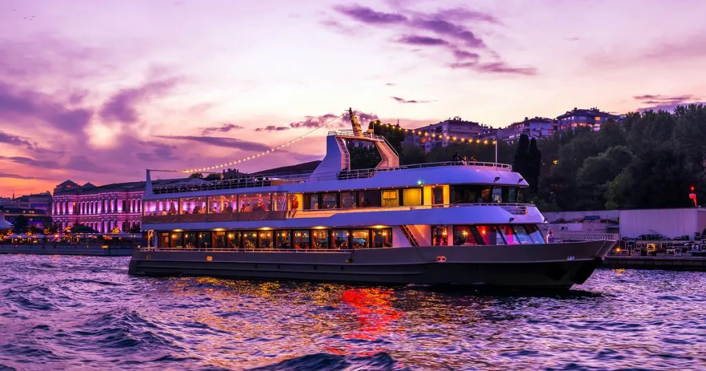 Istanbul Nightlife: Best Clubs, Bars & Shows - Yeni Property